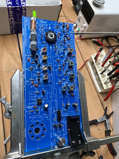 Reviewing the MFJ 8100K World Band SW Receiver Kit – grouchyfarmer